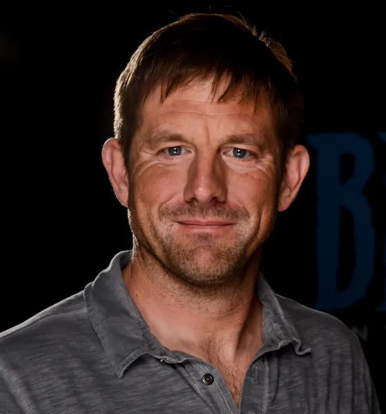 Chris Evans (video game credits, biography) - MobyGames