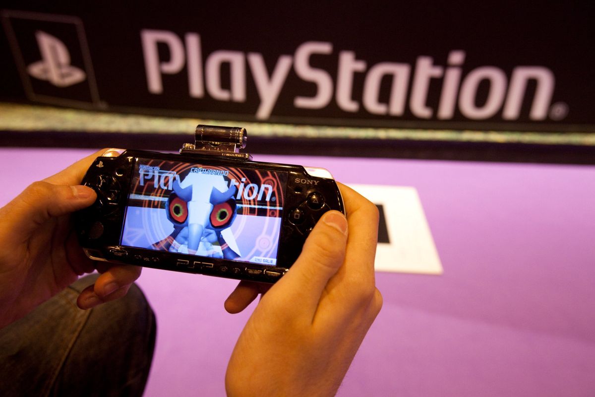 InviZimals: Shadow Zone official promotional image - MobyGames