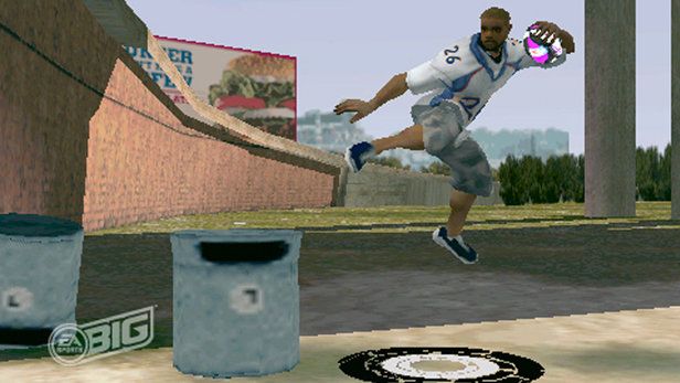 NFL Street 3 official promotional image - MobyGames