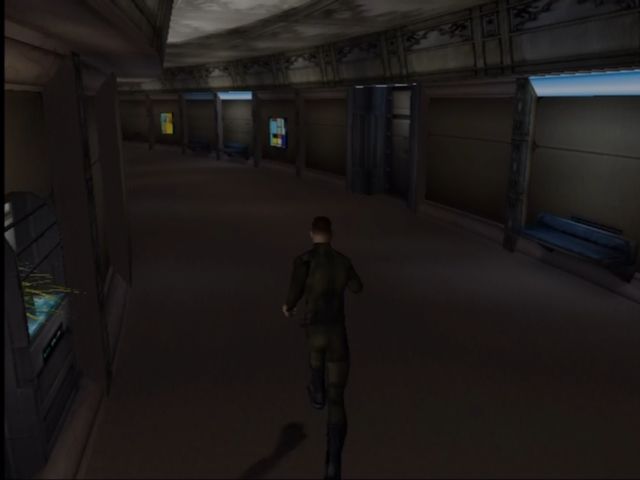 Screenshot of Run Like Hell (Xbox, 2002) - MobyGames