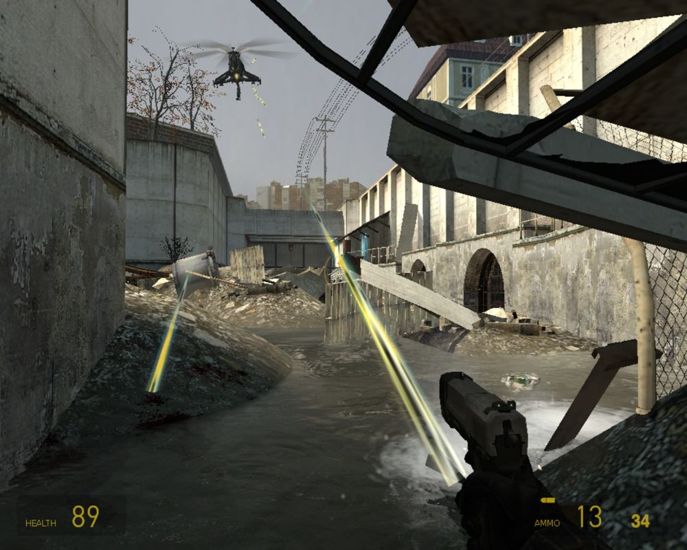 Screenshot of Half-Life 2 (Macintosh, 2004) - MobyGames