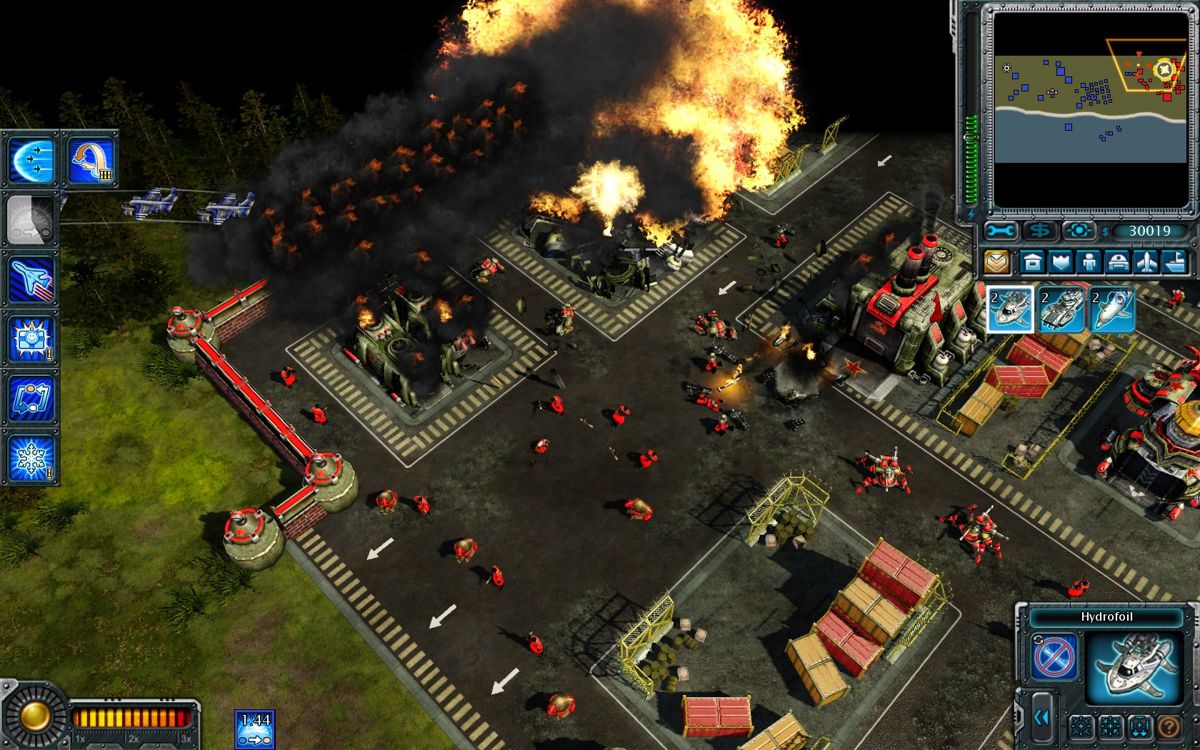 Screenshot of Command & Conquer: Red Alert 3 (Windows, 2008) - MobyGames