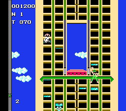 Screenshot of Crazy Climber (NES, 1980) - MobyGames
