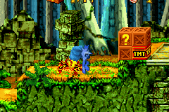 Screenshot of Crash Bandicoot: The Huge Adventure (Game Boy Advance ...