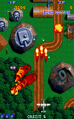 Screenshot of Zing Zing Zip (Arcade, 1992) - MobyGames