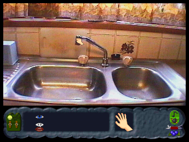 Screenshot of Trev to the Rescue! (Windows, 1997) - MobyGames