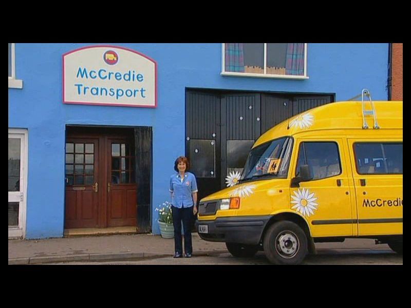 Screenshot of Balamory (Windows, 2004) - MobyGames