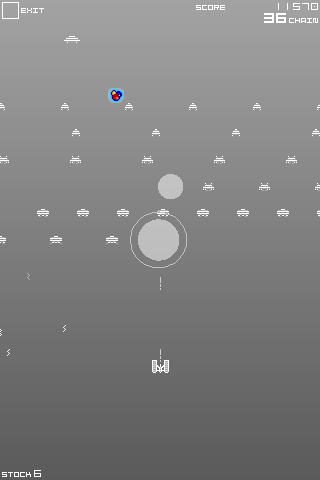 Screenshot of Space Invaders Infinity Gene (iPhone, 2008) - MobyGames