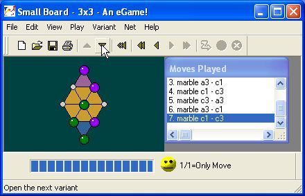 Screenshot of Chinese Checkers (Windows, 2001) - MobyGames