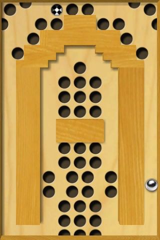 Screenshot of Labyrinth (iPhone, 2008) - MobyGames