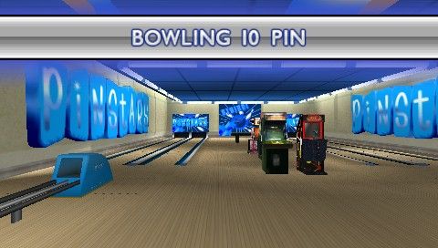 Screenshot of Arcade Air Hockey & Bowling (PSP, 2010) - MobyGames