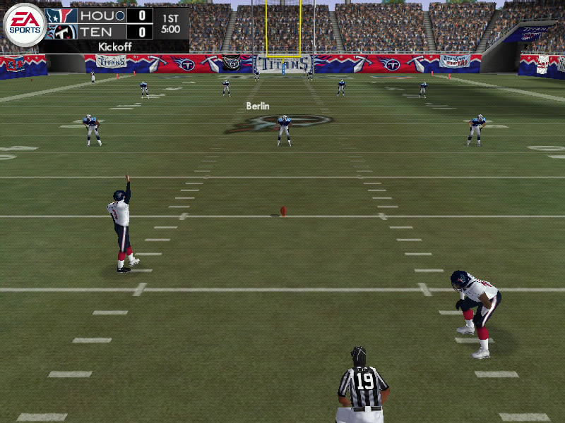 Screenshot of Madden NFL 2004 (Windows, 2003) - MobyGames